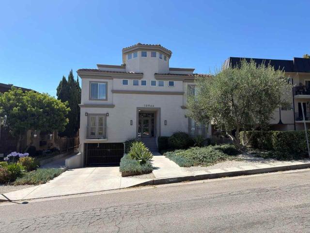 Rose 2 Bedroom Apartment for Rent at 10944 Rose Ave, Los Angeles, CA 90034 Mar Vista