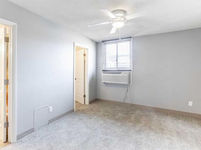 Rosecliff 1 Bedroom Apartment for Rent at 1915 S 44th St, Omaha, NE 68105