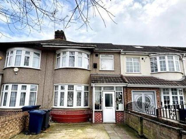 Rosecroft Road, Southall, 3 Bedroom Terraced