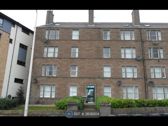 Roseangle, Dundee DD1, 3 bed flat to rent, £1,425 pcm | PrimeLocation