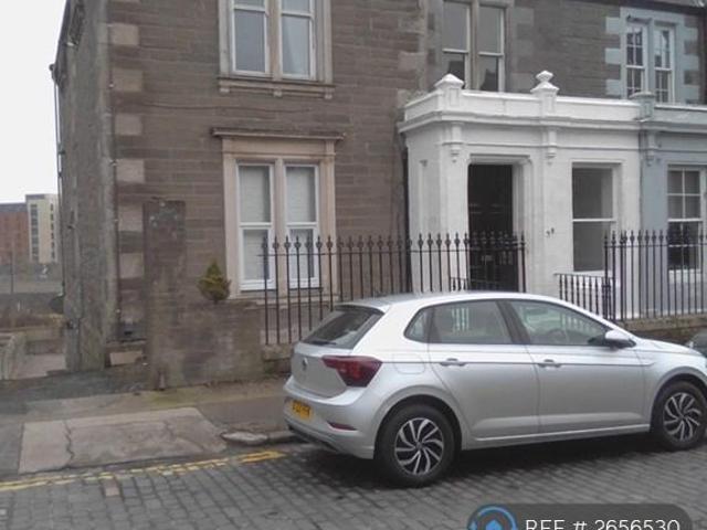 Roseangle, Dundee, DD1 3 bed flat to rent £1,470 pcm £339 pw