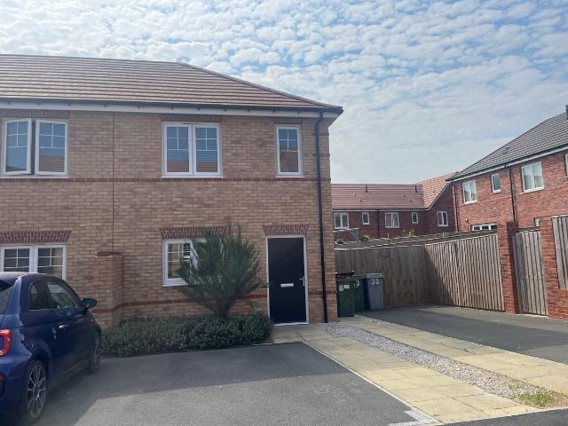 Rosebay Gardens, Mansfield NG21, 2 bed property to rent, £875 pcm | PrimeLocation