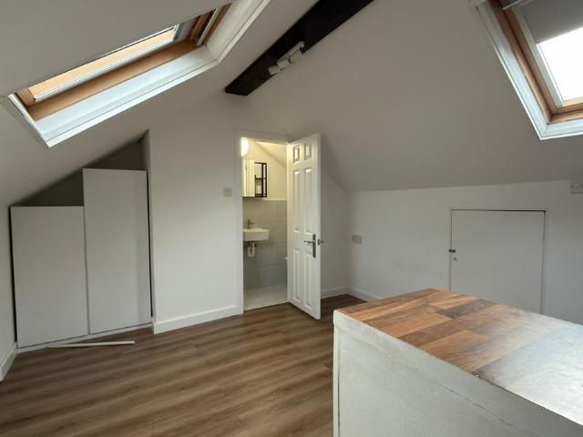 Rosebank Avenue, Wembley HA0, Property to rent, £1,100 pcm | PrimeLocation