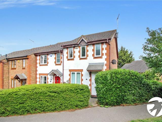 Rosebank Gardens, Northfleet, Gravesend, Kent DA11, 3 bed end terrace house to rent, £1,700 pcm | PrimeLocation