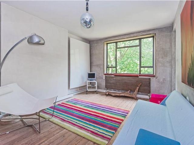 Rosebery Avenue, Islington, London EC1R, 3 bed flat to rent, £3,012 pcm | PrimeLocation