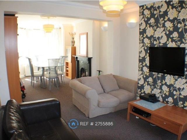 Rosebery Avenue, West Bridgford, Nottingham NG2, Room to rent, £425 pcm | PrimeLocation