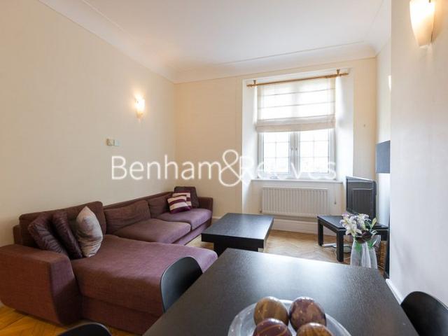 Rosebury Avenue, Islington EC1R, 2 bed flat to rent, £3,150 pcm | PrimeLocation