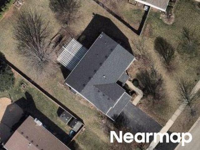Rosebush Ln