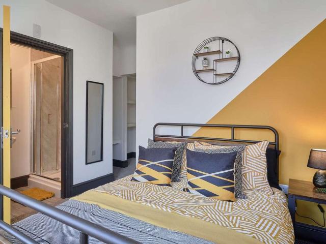 Rosedale Road Room 1 Double En Suite