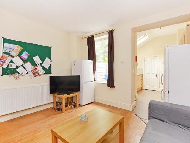 Rosedale Road, Sheffield, S11