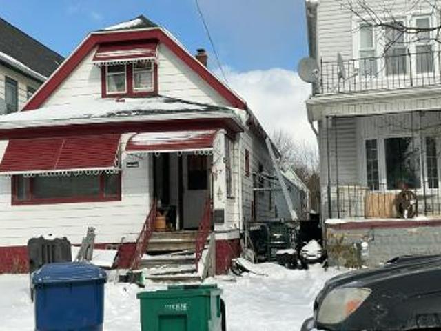 Rosedale St