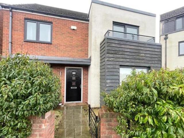 Roseden Way, Great Park, 4 Bedroom Detached