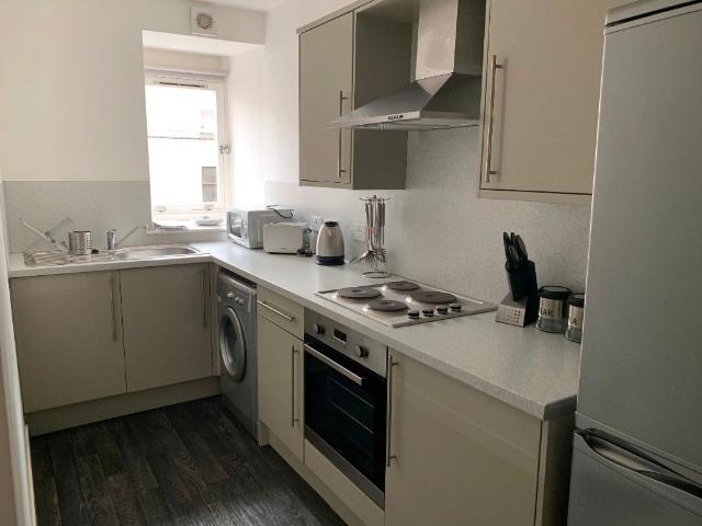 Rosefield Street, Dundee DD1, 2 bed flat to rent, £995 pcm | PrimeLocation