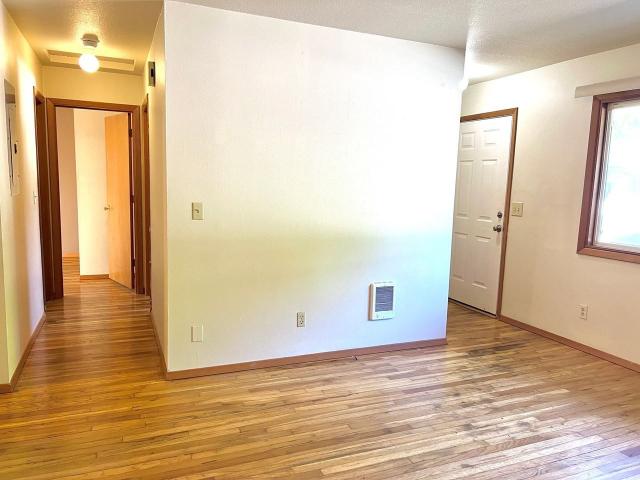 ROSEG03 3 Bedroom Apartment for Rent at 300 Lincoln St, Fairview, OR 97024