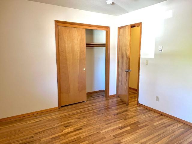 ROSEG03 3 Bedroom Apartment for Rent at 300 Lincoln St, Fairview, OR 97024