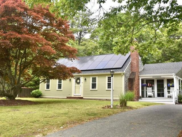 Roseland Ter, Marstons Mills, Home For Sale