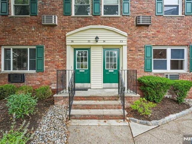 Roseland Ave Apt,caldwell, Condo For Sale
