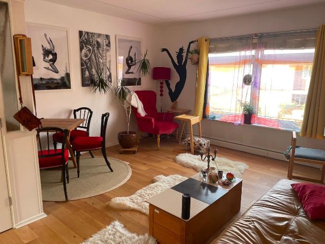 Roselands Avenue, Eastbourne BN22, 2 bed flat to rent, £1,200 pcm | PrimeLocation