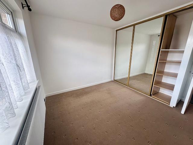 Roselands Gardens, Southampton SO17, 2 bed maisonette to rent, £1,350 pcm | PrimeLocation