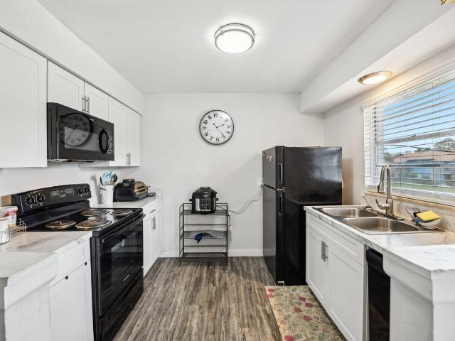 Roselea Manor Apartments 2 Bedroom Apartment for Rent at 2714 Ridgewood Ave, Sanford, FL 32773