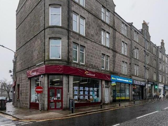 Rosemount Place, Aberdeen, 2 Bedroom Flat