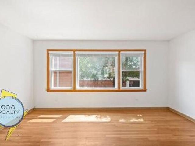 Rosemont 9451 2 Bedroom Apartment for Rent at 9451 Maple Dr, Rosemont, IL 60018