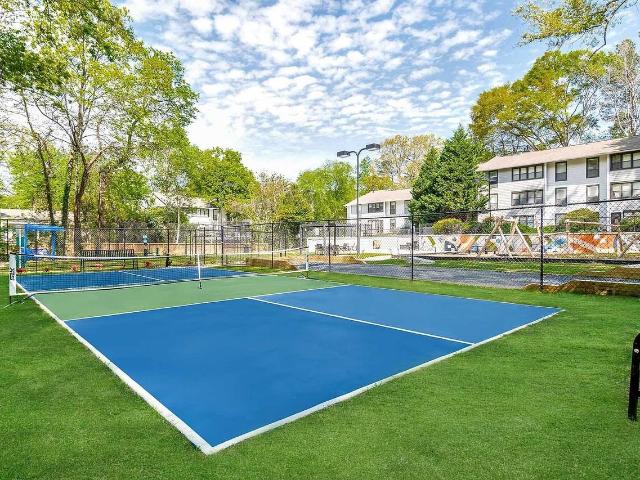 Rosemont at East Cobb Apartments 2 Bedroom Apartment for Rent at 2703 Delk Rd Se, Marietta, GA 30067