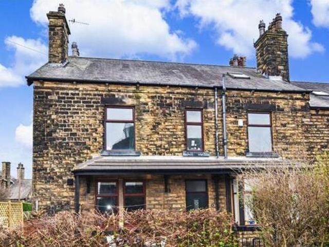Rosemont Avenue, Bramley, 4 Bedroom Terraced