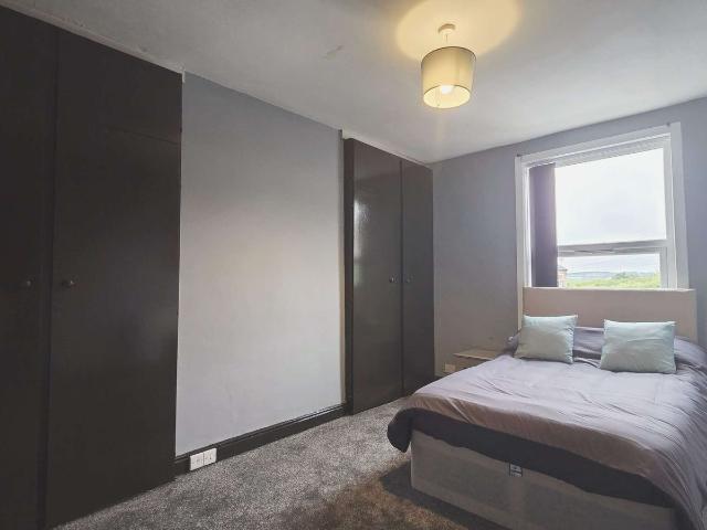 Rosemont Avenue, Bramley, Leeds LS13, Room to rent, £500 pcm | PrimeLocation