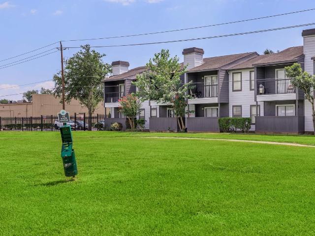 Rosemont on El Dorado 2 Bedroom Apartment for Rent at 265 El Dorado Blvd, Houston, TX 77598 Clear Lake