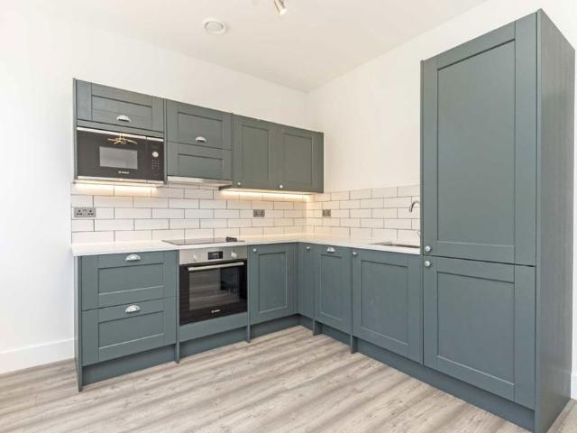 Rosemont Road, W3, London