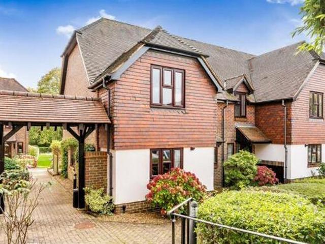 Rosemary Court, Church Rd, 2 Bedroom Terraced