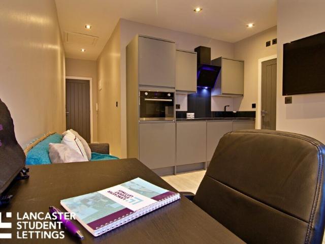 Rosemary Lane, Lancaster LA1, Room to rent, £910 pcm | PrimeLocation