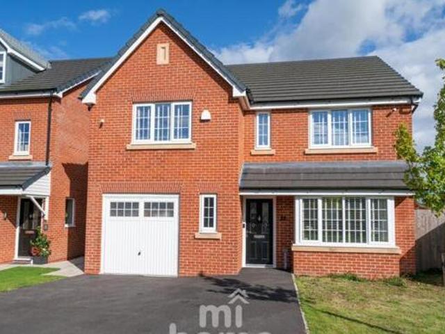 Rosemary Place, Clifton, 4 Bedroom Detached