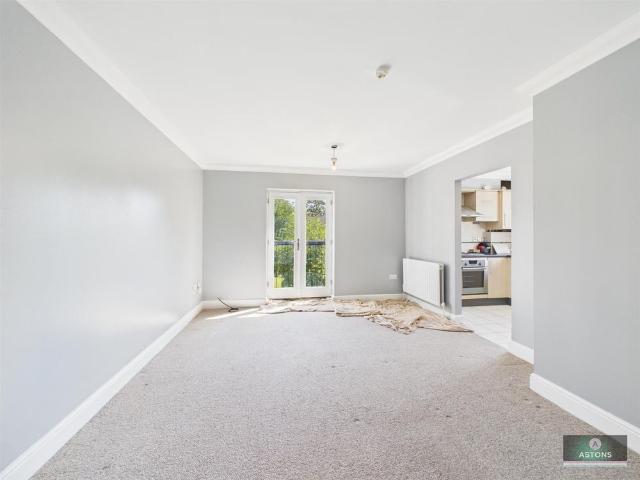 Rosemead Gardens, Southgate