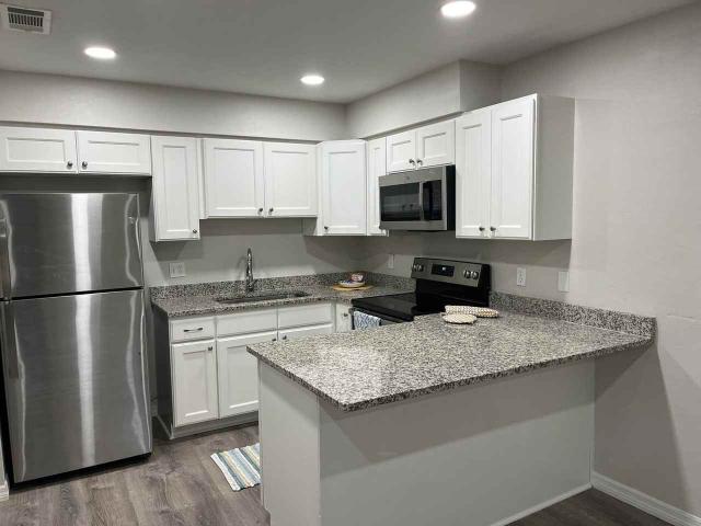 Rosemere Flats 2 Bedroom Apartment for Rent at 1971 Nw 43rd St, Ocala, FL 34475