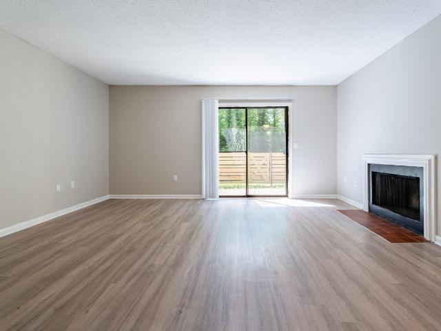 Rosen at North Hills 1 Bedroom Apartment for Rent at 5825 Pointer Dr, Raleigh, NC 27609