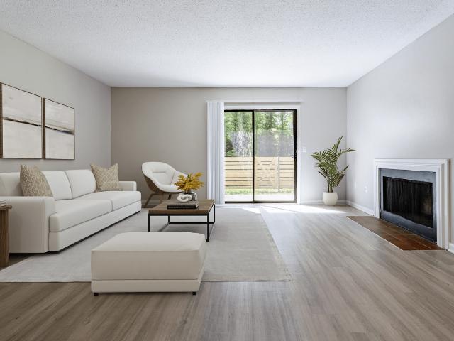 Rosen at North Hills 2 Bedroom Apartment for Rent at 5825 Pointer Dr, Raleigh, NC 27609