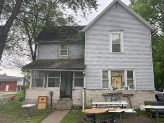 Roseneath Ave