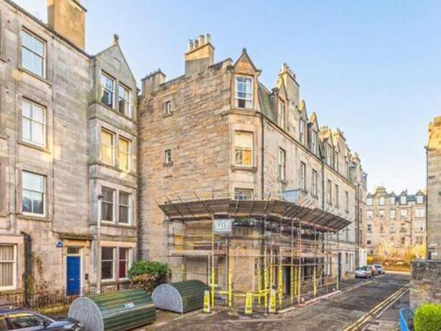 Roseneath Terrace, Edinburgh, 2 Bedroom Flat