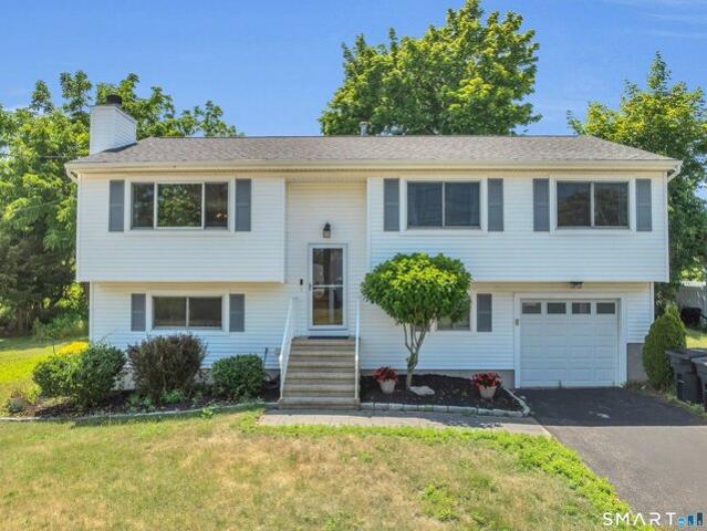 Roses Farm Rd, East Haven, Home For Sale