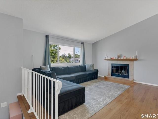Roses Farm Rd, East Haven, Home For Sale