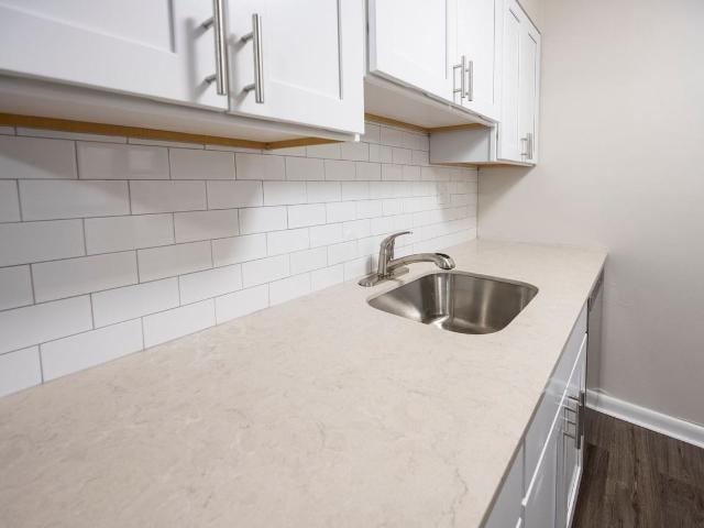 Rosewood Apartments 2 Bedroom Apartment for Rent at 345 E County Line Rd, Warminster, PA 18974