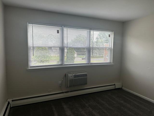 Rosewood Apartments 2 Bedroom Apartment for Rent at 345 E County Line Rd, Warminster, PA 18974