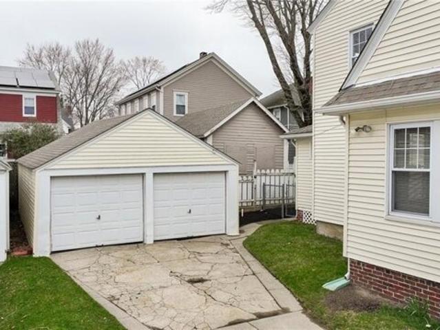 Rosewood Ave, Cranston, Home For Sale