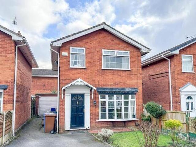 Rosewood Avenue, Heaton Mersey, 3 Bedroom Detached