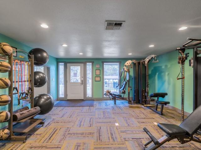 Rosewood Club Apts 1 Bedroom Apartment for Rent at 401 E Magnesium Rd, Spokane, WA 99208 Nevada Lidgerwood