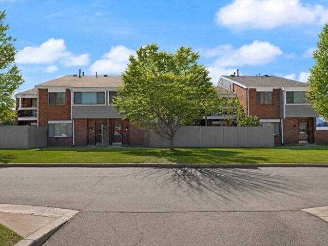 Rosewood Dr Unit,stoughton, Condo For Sale
