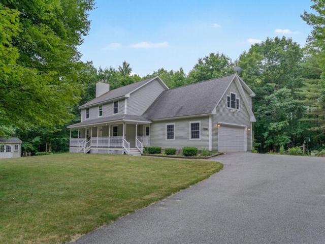 Rosewood Ln, New Gloucester, Home For Sale