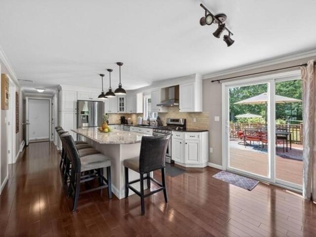 Rosewood Rd, Somerset, Home For Sale